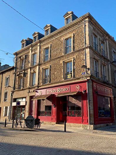 Appartement à louer - Centre Ville-Saint Léonard-Notre-Dame, Alençon - 1 pièce