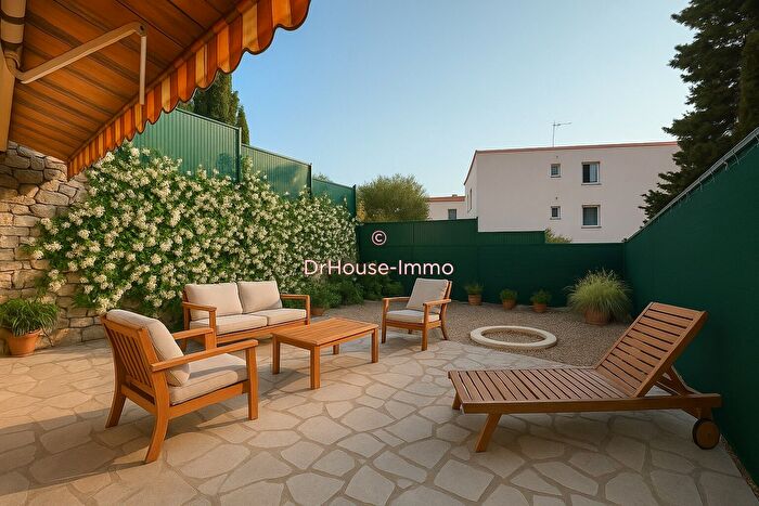 Appartement à vendre - Cagnes-sur-Mer, Les Canebiers - 3 pièces - 2 chambres