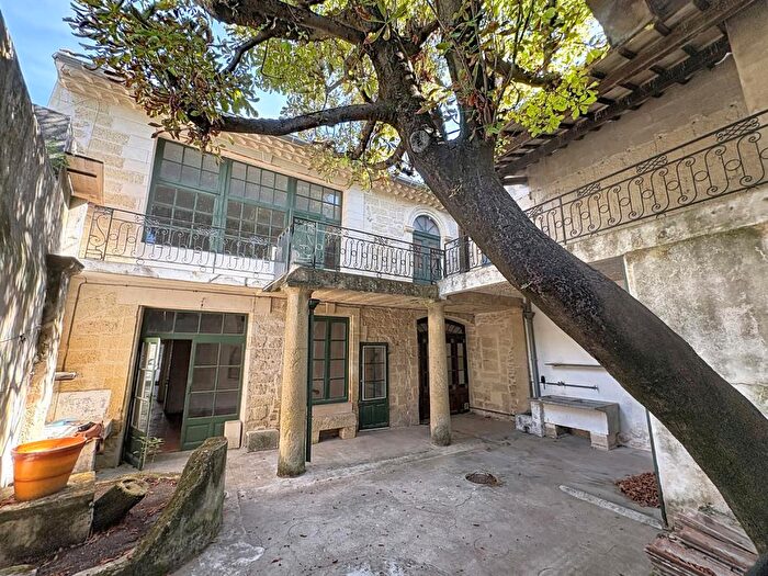 Aigues-Vives : Maison 17 pièces à vendre