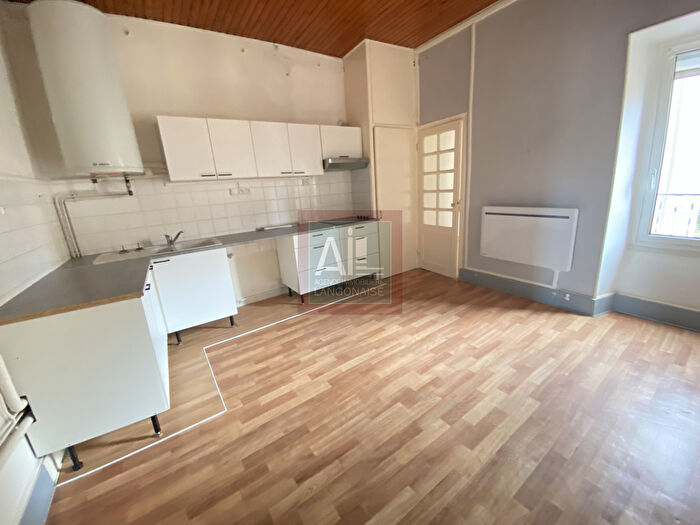 Appartement à louer - Langogne - 4 pièces - 3 chambres