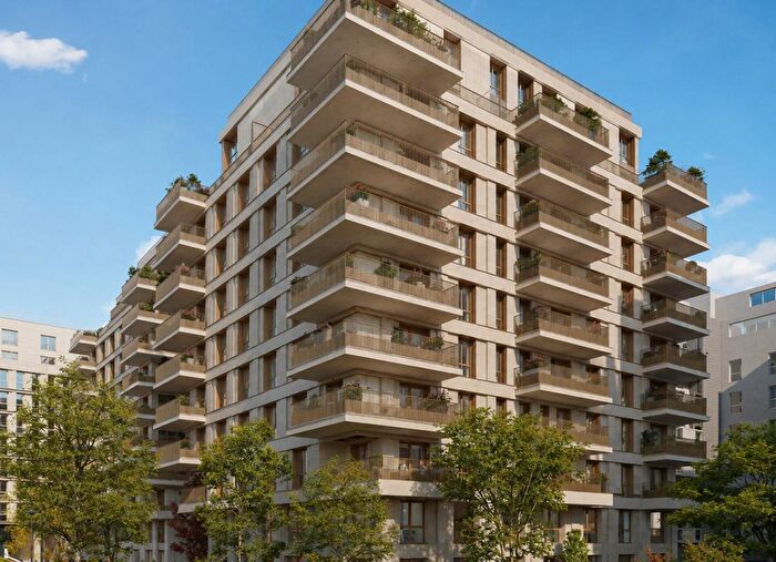 Appartement 4 pièces à Courbevoie, Faubourg de l'Arche, à vendre