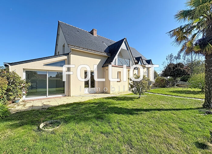 Maison 7 pièces à Taillis, à vendre