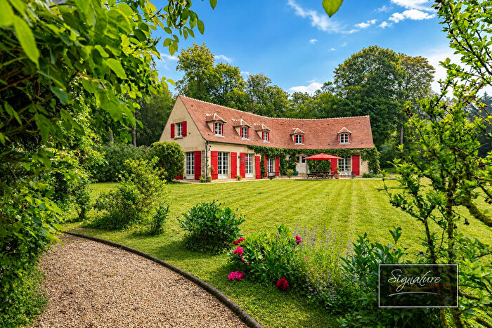 Maison 9 pièces à vendre à Chamant