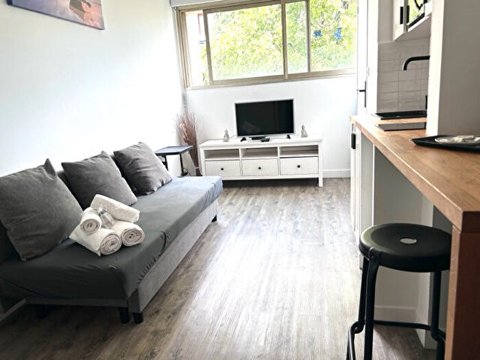 Appartement à louer - Marseille e , Saint-Giniez - 1 pièce