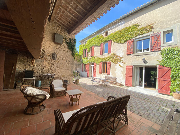 Maison à vendre - Rouffiac-dAude - 9 pièces - 8 chambres