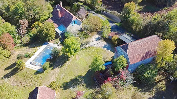 Maison à vendre - Montfaucon - 5 pièces - 3 chambres