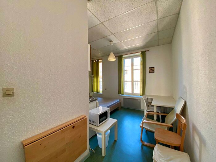 Appartement à louer - Léopold-Ville Vieille, Nancy - 1 pièce