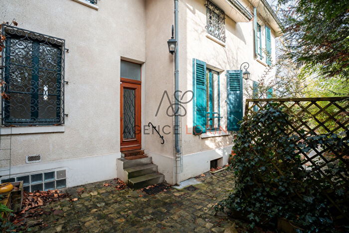 Maison à vendre - Le Vésinet - 4 pièces - 2 chambres