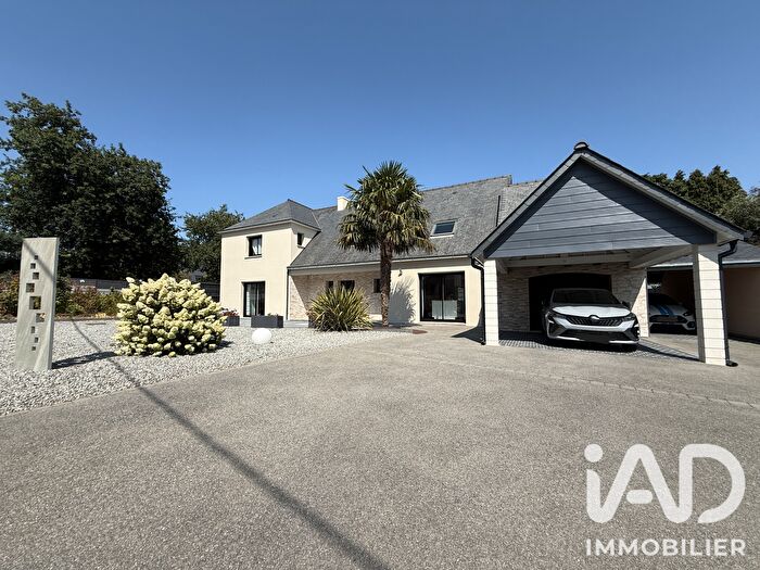 Kervignac : Maison 8 pièces à vendre