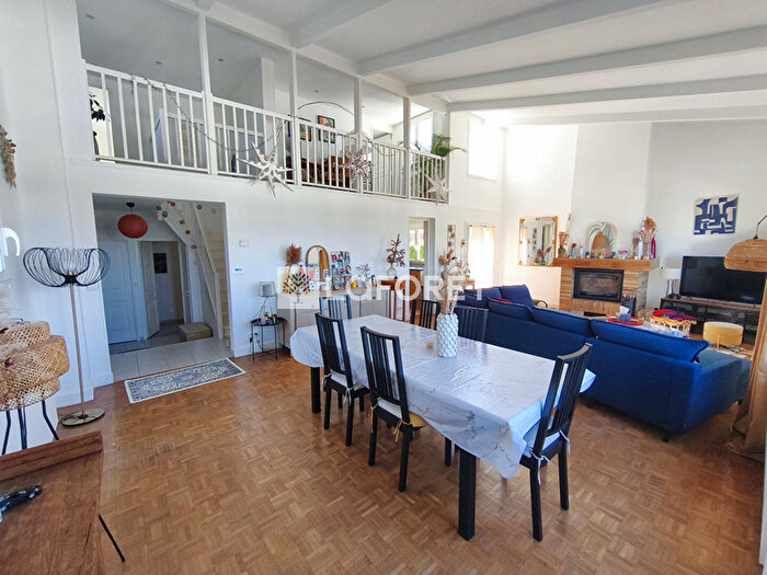 Plaisir, Gâtines, Boissière, Mare aux Saules : Maison 6 pièces à louer