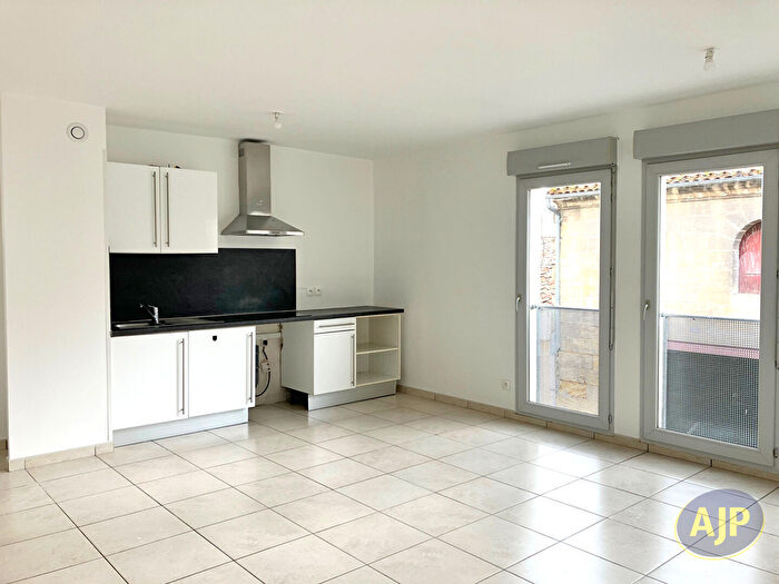 Appartement à louer - Libourne, Centre-ville, Bastide, Gare - 4 pièces - 3 chambres