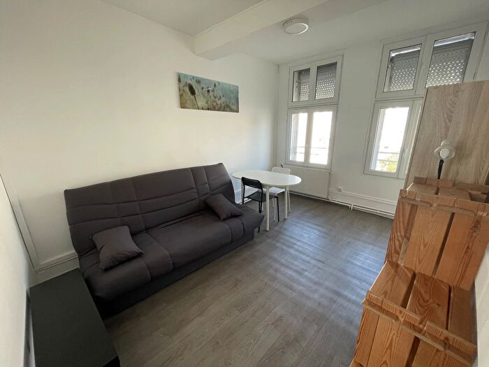 Appartement à louer - Saint-Quentin, Centre-ville - 1 pièce