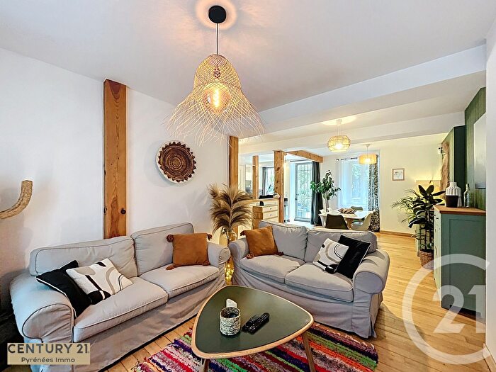 Maison à vendre - Cierp-Gaud - 6 pièces - 4 chambres