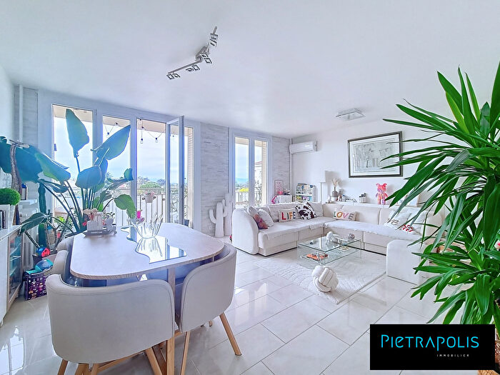 Appartement 3 pièces à Caluire-et-Cuire, Le Vernay, à vendre
