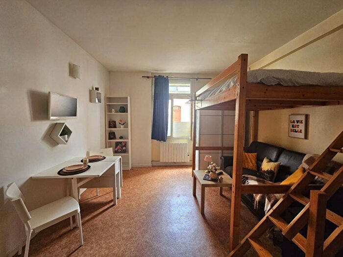 Appartement à louer - Saint Pavin-Saint Georges, Le Mans - 1 pièce