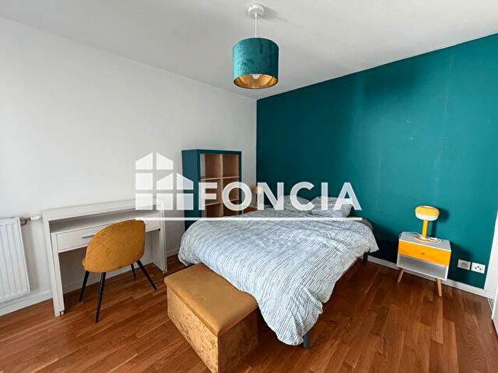 Appartement à louer - Moulin à Vent-Ernest Renan, Vénissieux - 2 pièces - 1 chambre