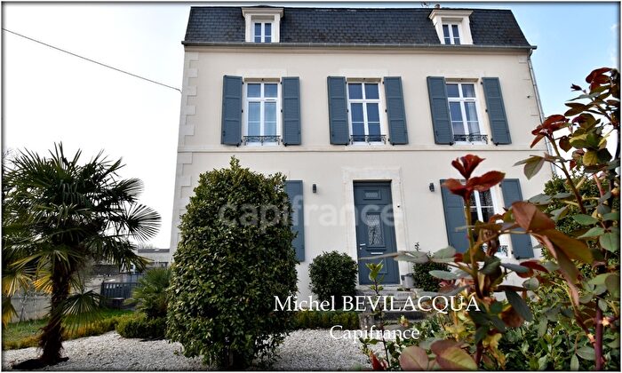 Maison 12 pièces à Nevers, République, Préfecture, à vendre