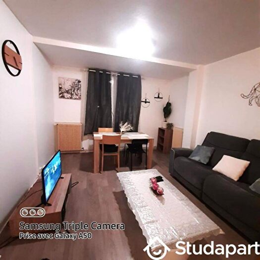 Appartement à louer - Saint Jean, Beauvais - 1 pièce - 3 chambres