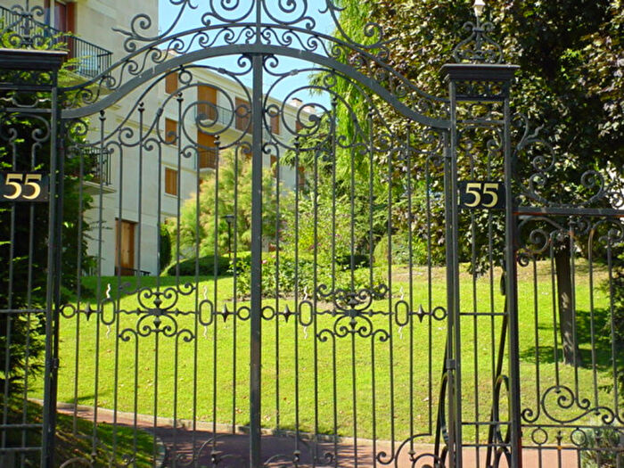 Appartement à louer - Le Raincy, Côteaux - 2 pièces - 1 chambre