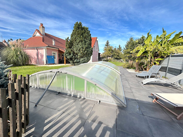 Maison à vendre - Arc-sur-Tille - 7 pièces - 5 chambres