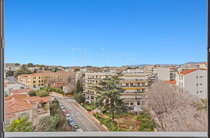 Appartement à vendre - Antibes, Coeur de ville - 4 pièces - 3 chambres