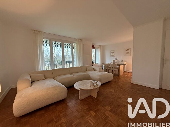 Appartement à louer - Chatou, Est - 3 pièces - 2 chambres