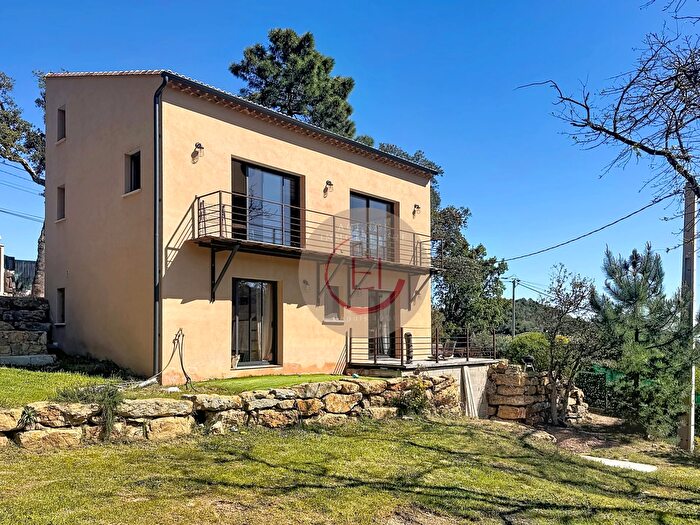Maison à vendre - Les Adrets-de-lEstérel - 5 pièces - 3 chambres