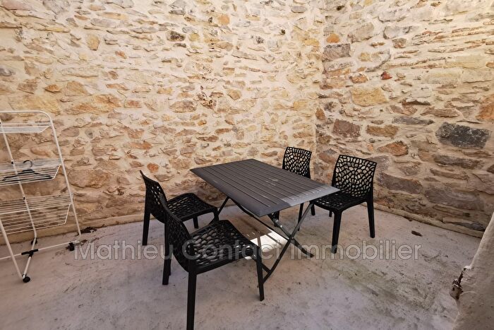 Appartement 3 pièces à Nîmes, Carmes, à louer