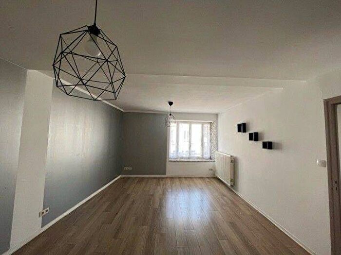 Appartement 3 pièces à Villars-les-Dombes, à louer