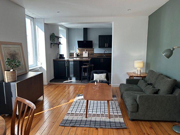 Appartement à louer - Riedisheim - 3 pièces - 2 chambres