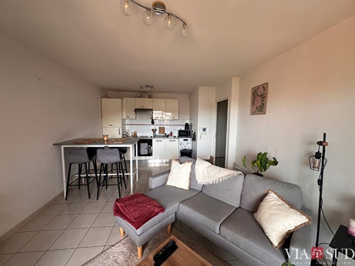 Béziers, Champ de Mars : Appartement 2 pièces à louer