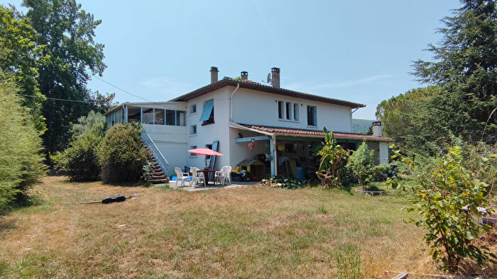 Maison 7 pièces à Carla-de-Roquefort, à vendre