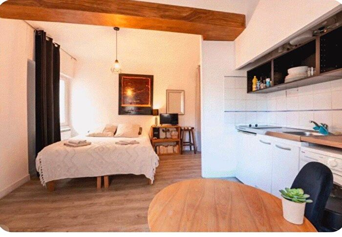 Saint Mitre les Granettes Pey Blanc, Aix-en-Provence - Appartement 1 pièce à louer