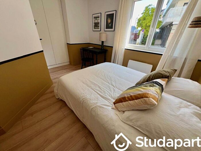 Appartement à louer - Lorient-Saint Brieuc, Rennes - 1 pièce - 1 chambre