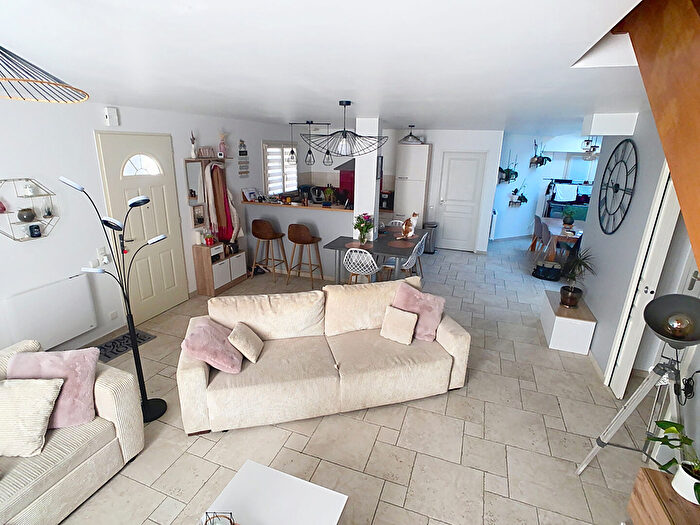 Maison à vendre - Cherré - 5 pièces - 4 chambres