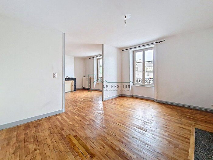 Appartement 6 pièces à louer à Centre-Halles Carnot, Limoges