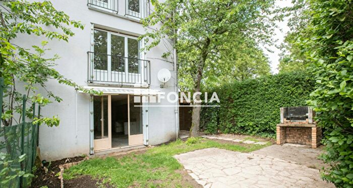 Maurepas, Centre-ville, Malmedonne : Maison 4 pièces à vendre