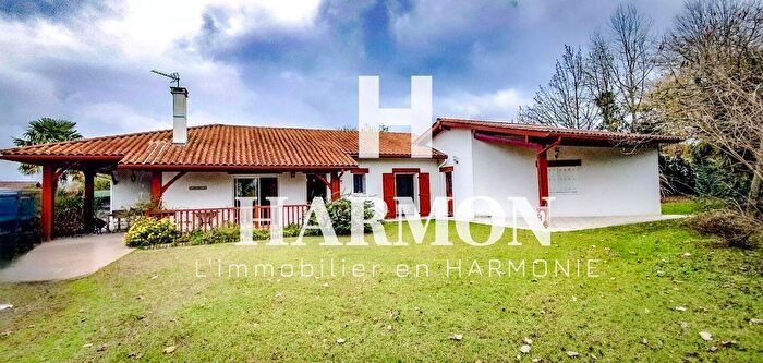 Maison à louer - Jatxou - 4 pièces - 3 chambres