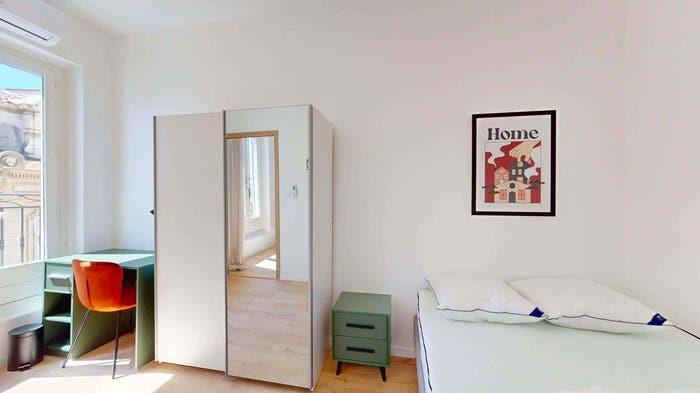 Appartement 1 pièce à louer à Palais de Justice, Marseille 6ème arrondissement
