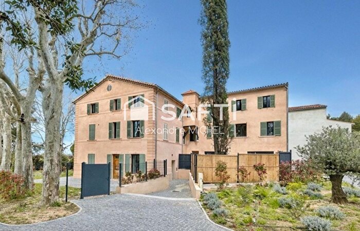 Appartement à vendre - Le Beausset - 3 pièces - 2 chambres