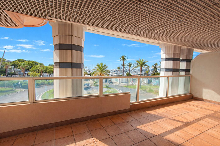 Appartement 3 pièces à vendre à Vallauris, Golfe Juan, Vieux Port