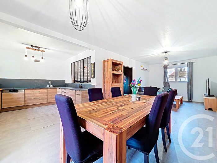 Maison à vendre - Istres, Village dEntressen - 5 pièces - 4 chambres