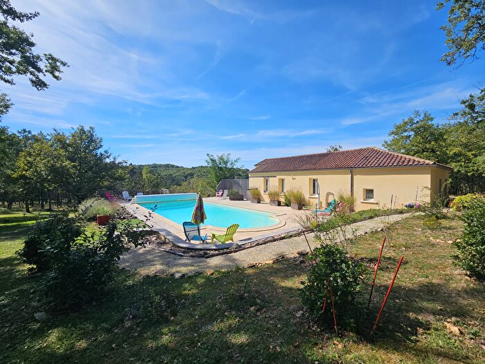 Maison 11 pièces à Paunat, à vendre