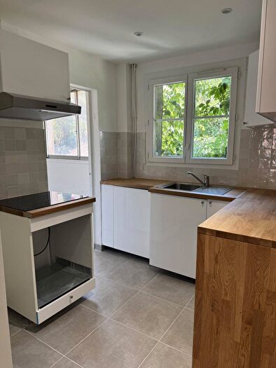 Appartement à louer - Palais de Justice, Marseille ème arrondissement - 3 pièces - 2 chambres