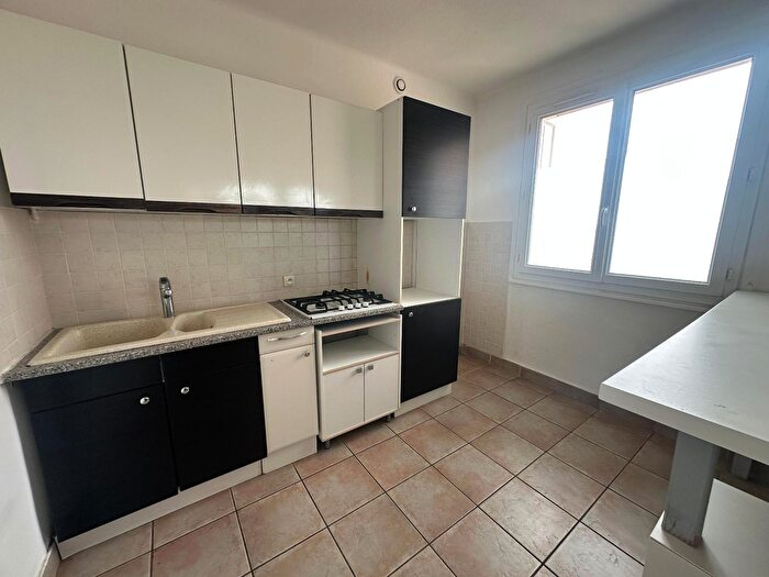 Appartement 3 pièces à louer - Saint-Étienne, Saint-Roch, Vivaraize, Valbenoite, Centre Deux