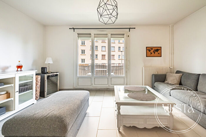 Appartement 2 pièces à Fontaine-lès-Dijon, à vendre