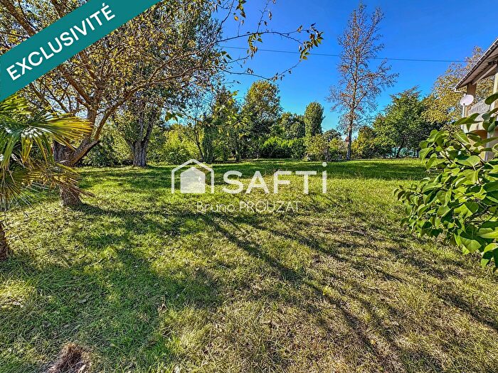 Maison à vendre - Saint-Étienne-de-Tulmont - 8 pièces - 6 chambres