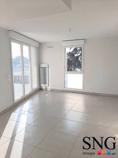 Hôpital, Nîmes - Appartement 3 pièces à louer