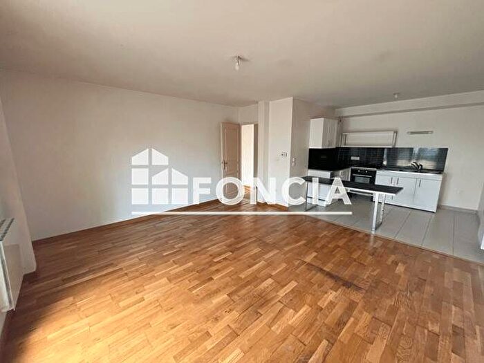 Appartement à louer - Bernon-Bellenoue-Centre, Épernay - 2 pièces - 1 chambre