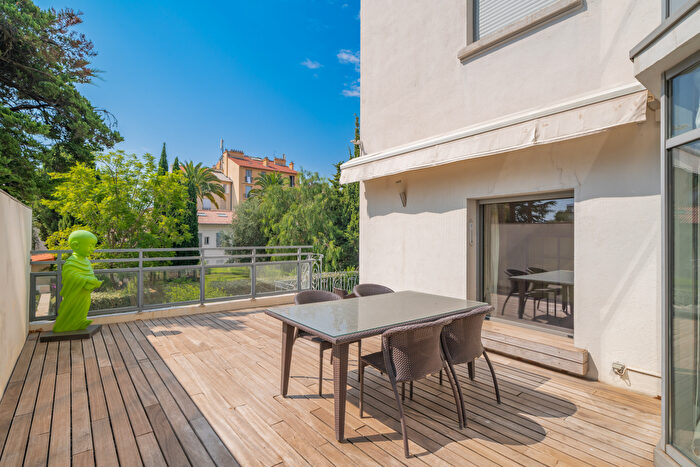 Appartement 4 pièces à vendre - Cannes, Prado, République